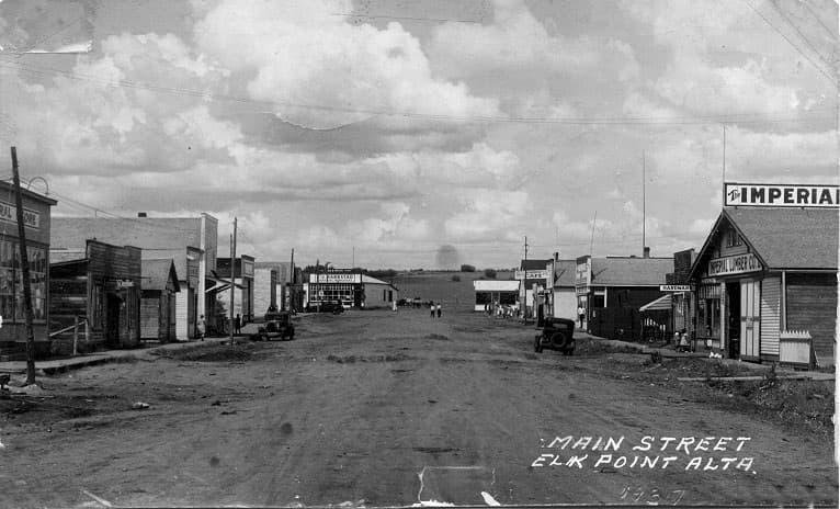 Elk Point At the Crossroads of History